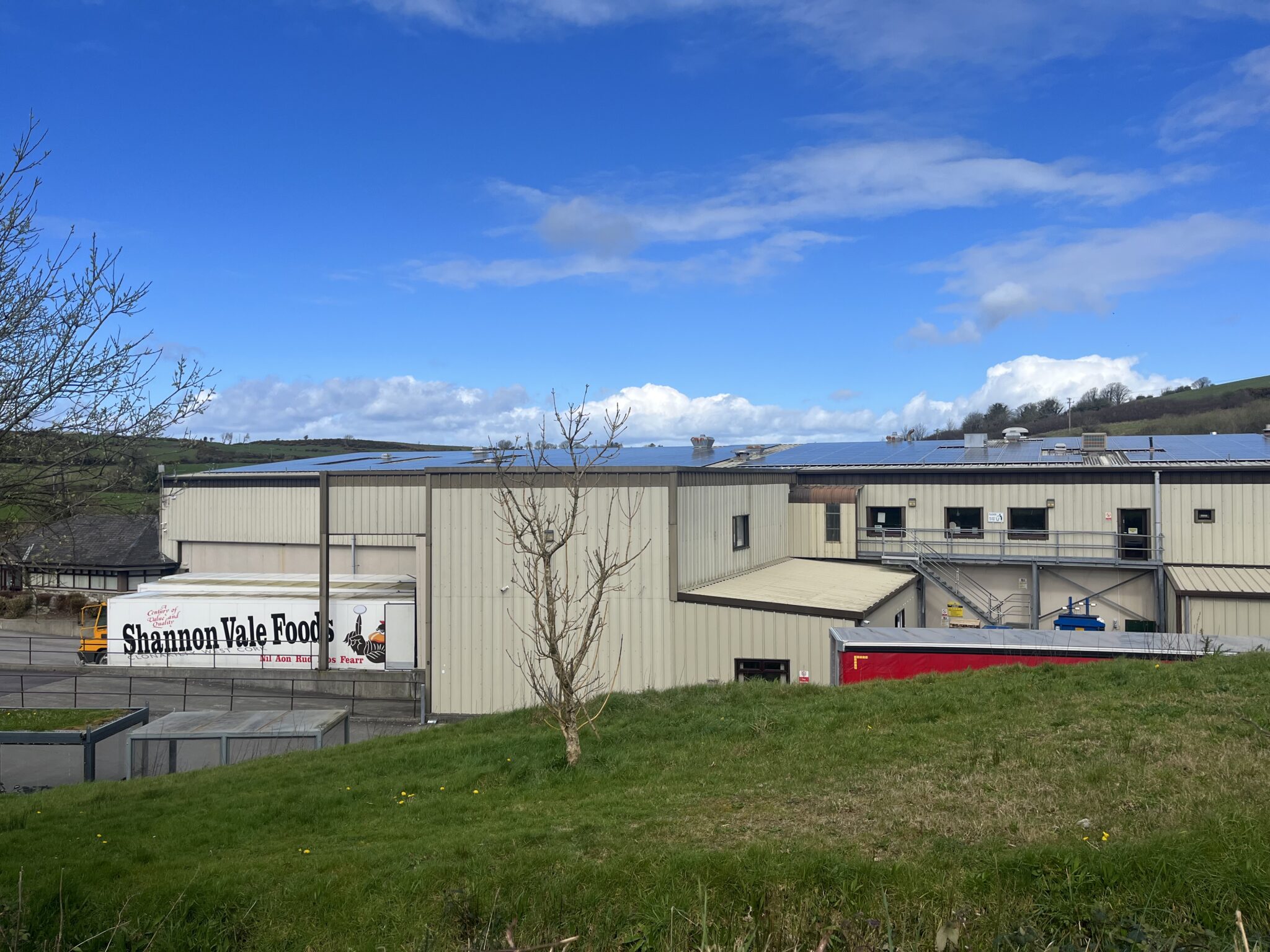 About Us – Nil Aon Rud Nios Fearr